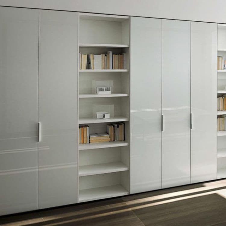 Wall Fitted Wardrobes vs Freestanding: Which Wins?