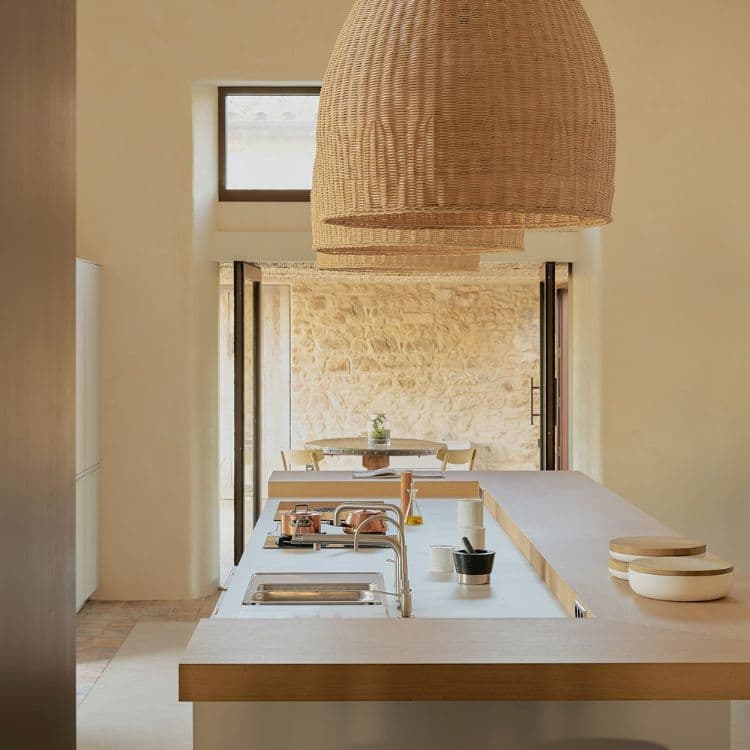 Add Luxury To Your Dining or Kitchen Table With an Overhead Light