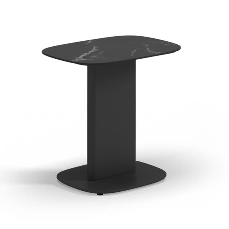 Omada Outdoor Table | Gloster | FCI London