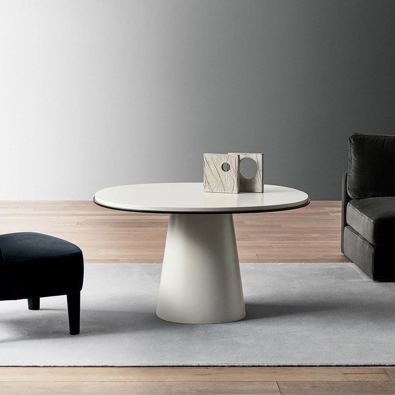 Owen Dining Table | Meridiani | FCI London