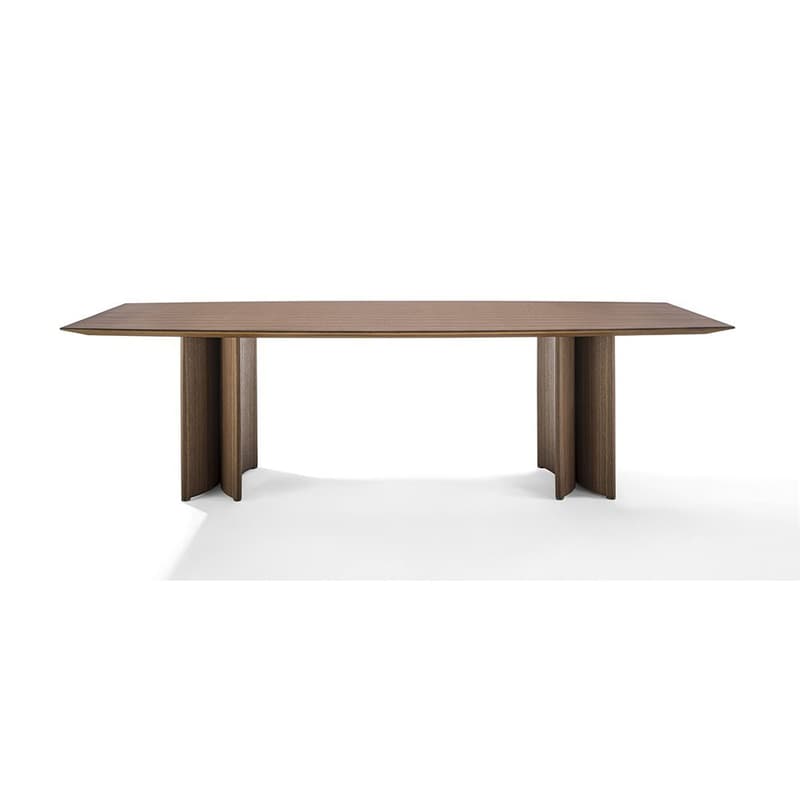 Alan Dining Table | Porada | FCI London