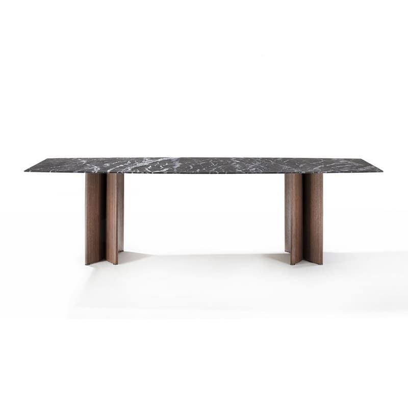 Alan Dining Table | Porada | FCI London