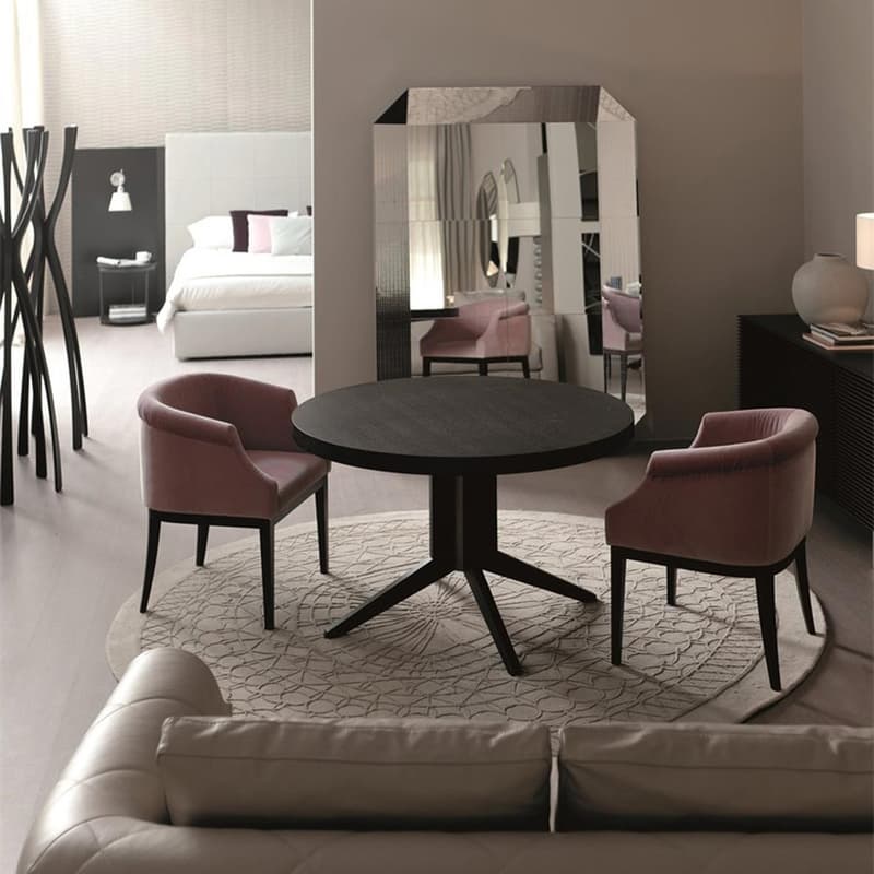 Bryant Dining Table | Porada | FCI London