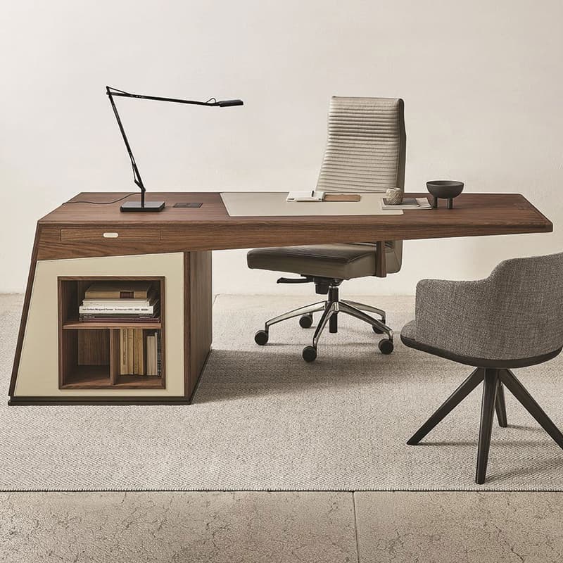 Midi Office Desk | Porada | FCI London