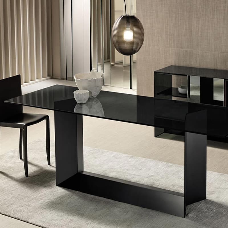 T5 Dining Table | Tonelli Design | FCI London