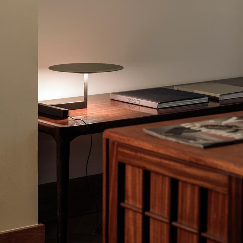 Flat Table Lamp | Vibia | FCI London