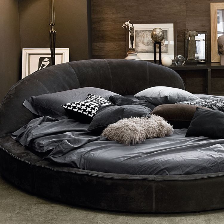 6 Most Popular Types of Beds According to Interior Designers