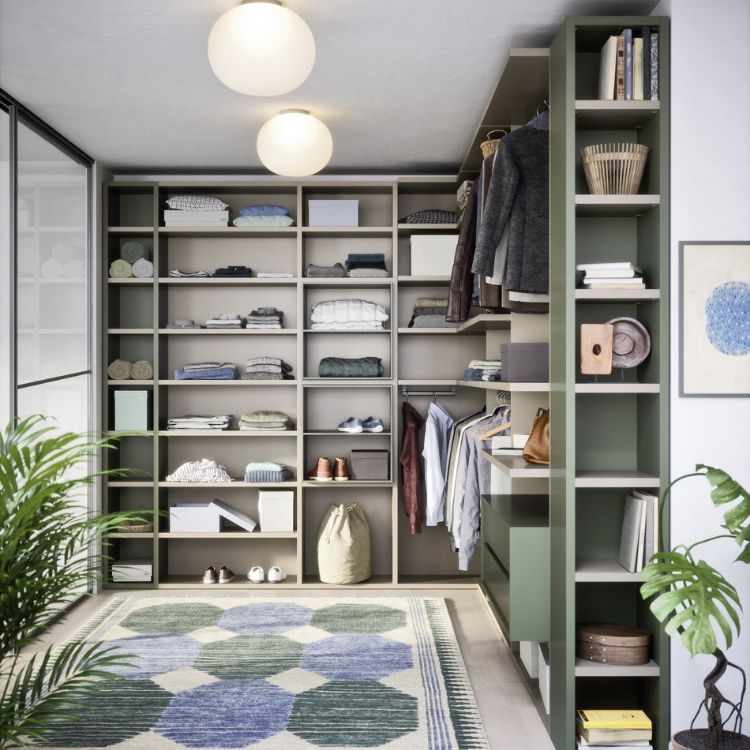 What is the Minimum Size for a Walk-In Wardrobe?