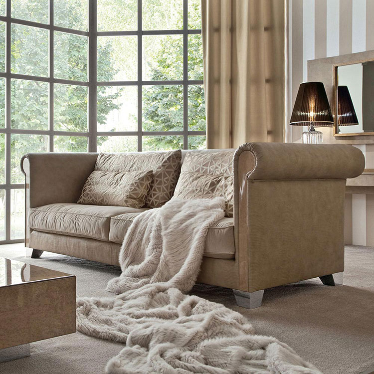 5 Differences Between Fabric And Leather Sofas