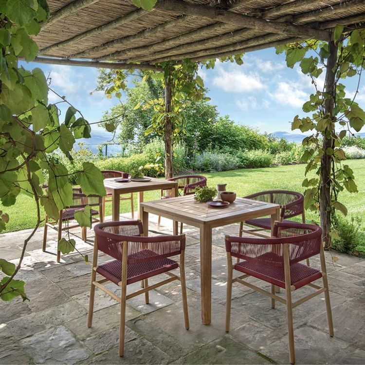 Can You Leave a Wooden Table Outside?