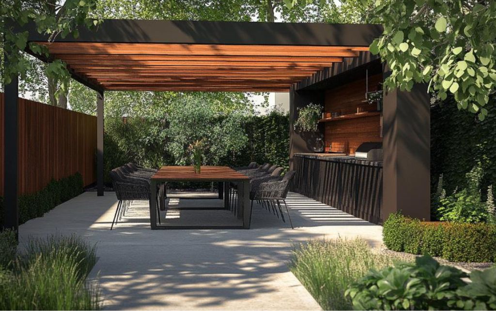 Luxury Layouts for Outdoor Dining Table Placement