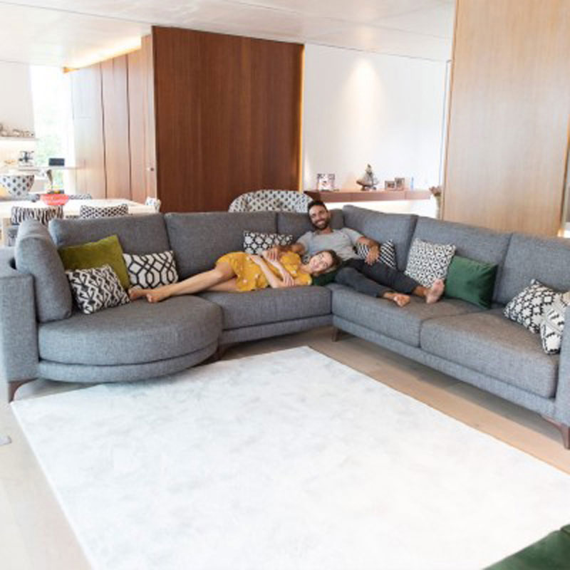 Opera Sofa by Fama