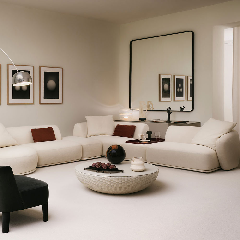 Bongo Kuoio Side Table by Meridiani