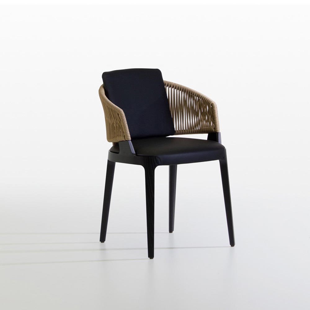 Velis 942-Par Armchair | Potocco | FCI London